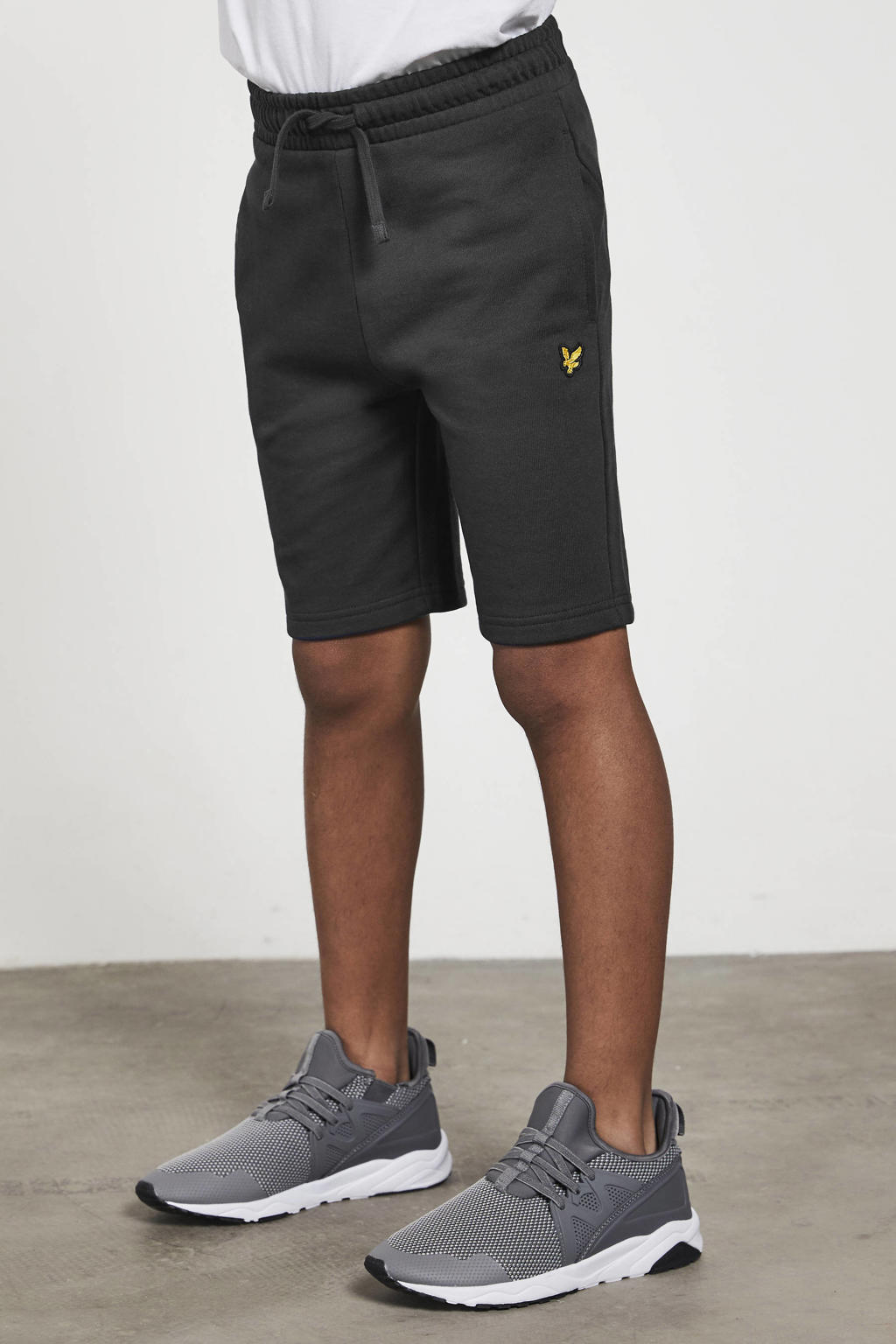 Lyle & Scott regular fit sweatshort zwart | wehkamp