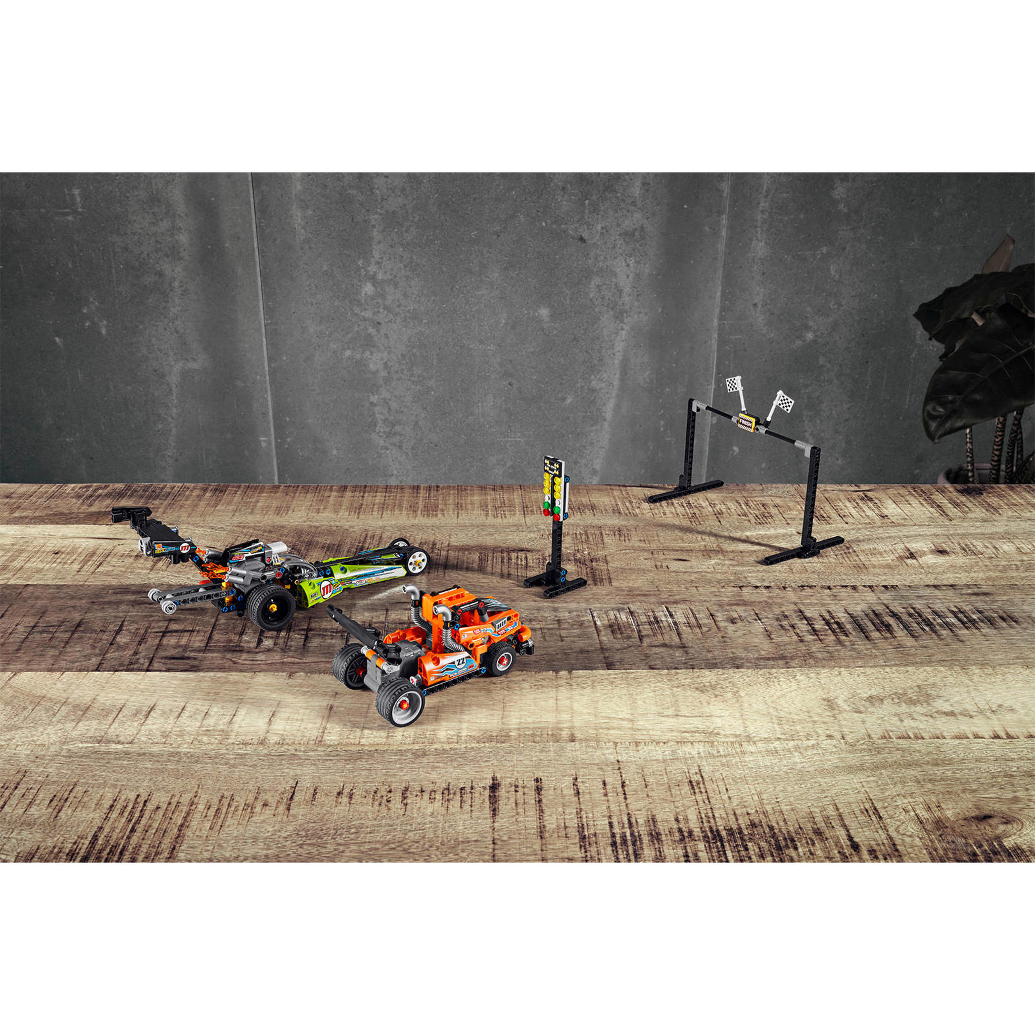 LEGO Technic Dragster 42103 kopen? | Morgen in huis | wehkamp