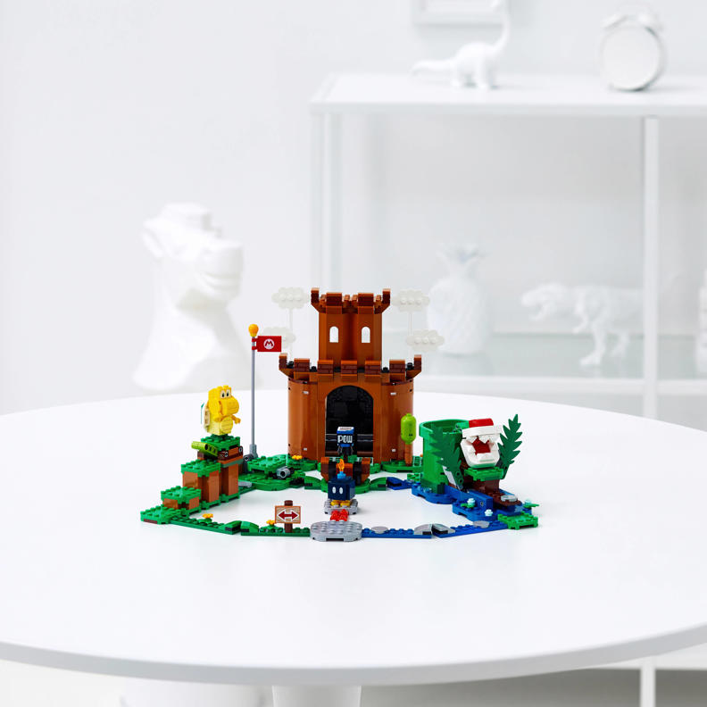 LEGO Super Mario Uitbreidingsset Guarded Fortress 71362 | wehkamp