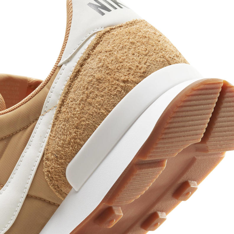 Nike Internationalist sneakers camel/ecru | wehkamp