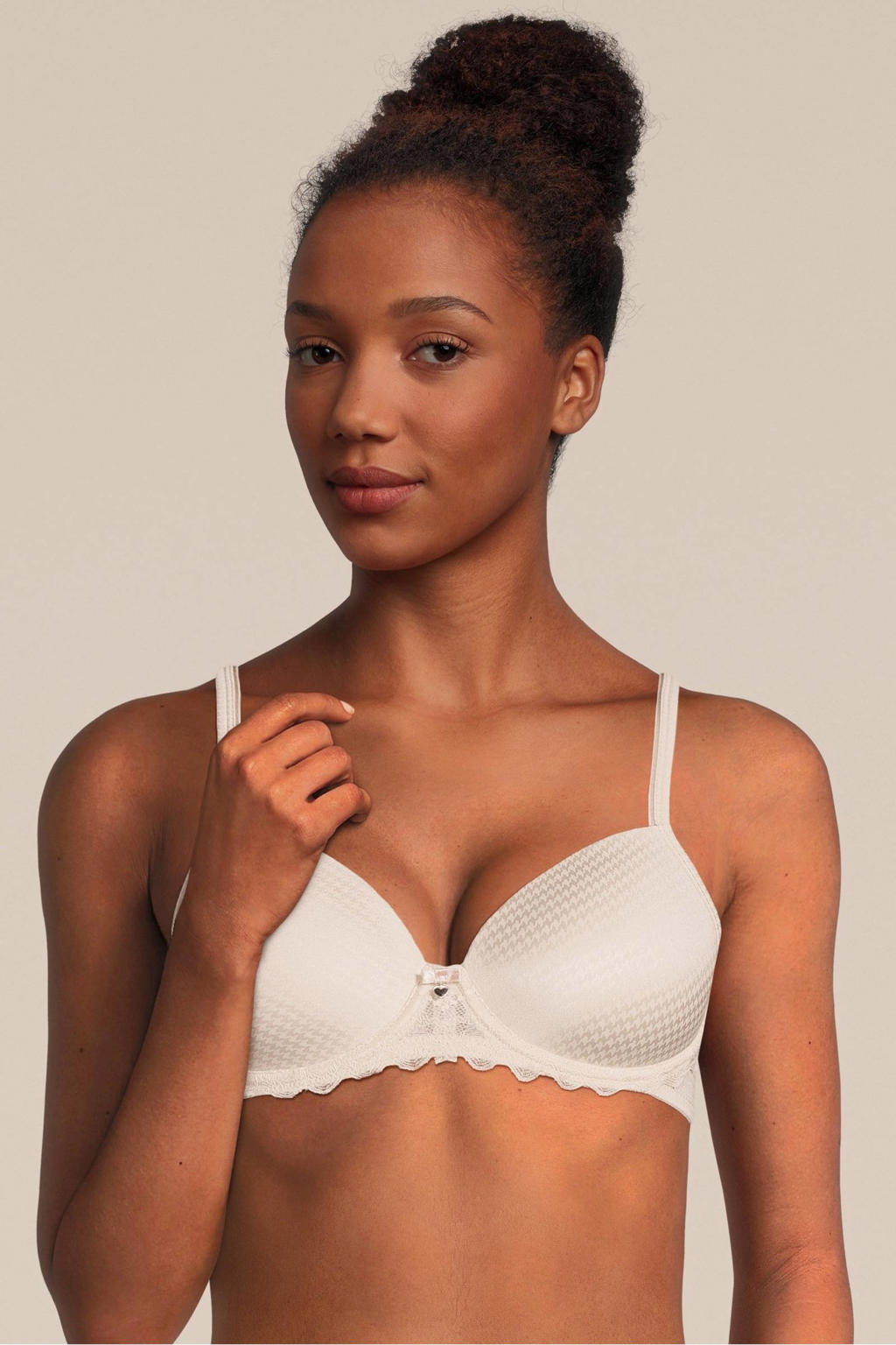 Sassa Mode voorgevormde beugelbh Beautiful Classic lichtroze | wehkamp