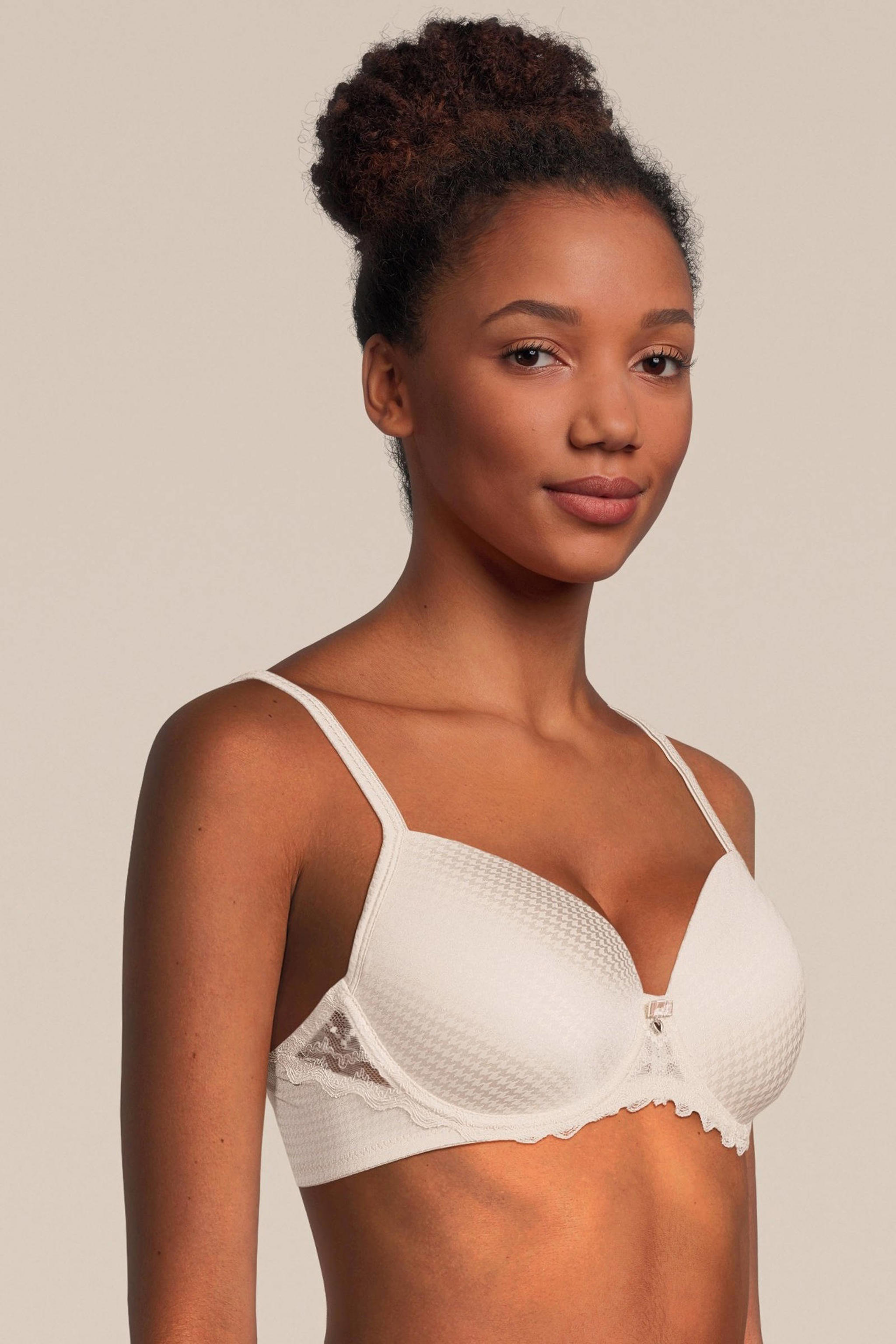 Sassa Mode voorgevormde beugelbh Beautiful Classic lichtroze | wehkamp