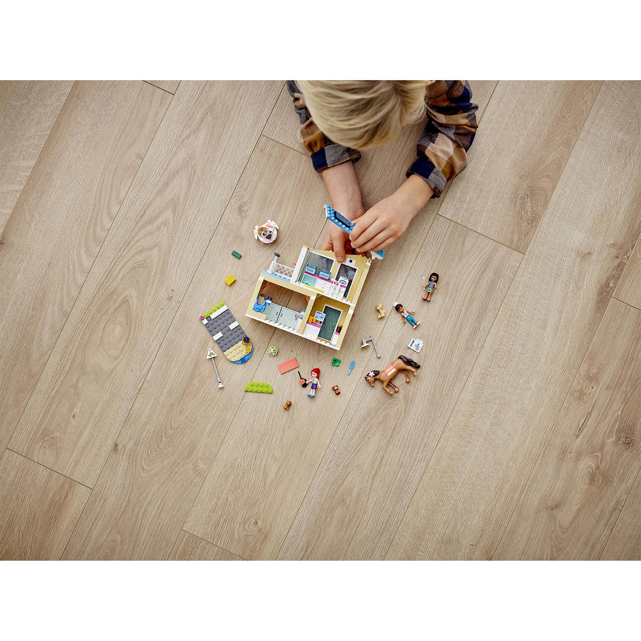 LEGO Friends Heartlake City Dierenkliniek 41446 | wehkamp