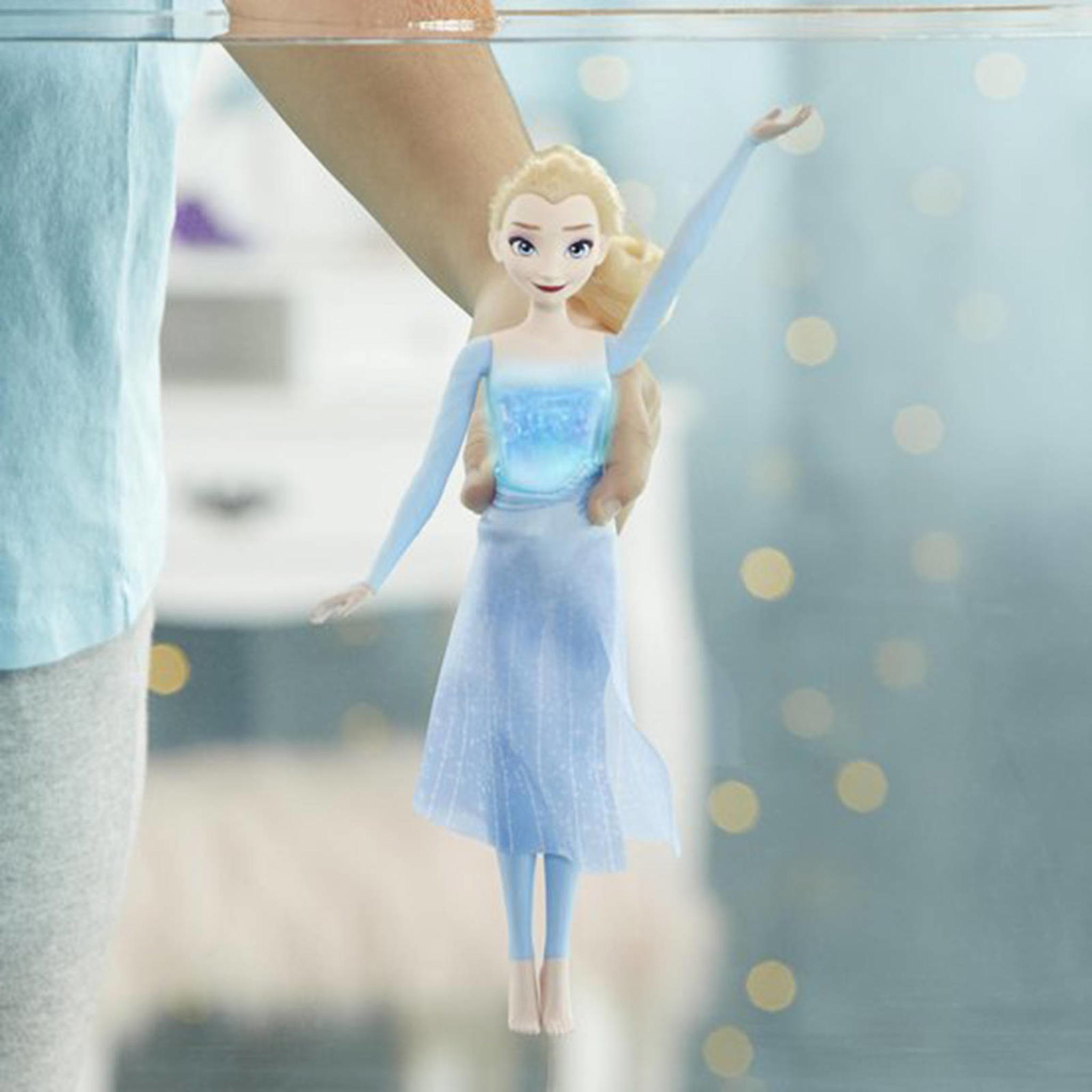 Disney Frozen 2 Splash and Sparkle Elsa | wehkamp