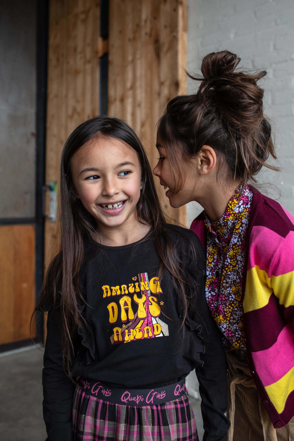 Quapi Girls longsleeve Karola met printopdruk en ruches antraciet/geel ...