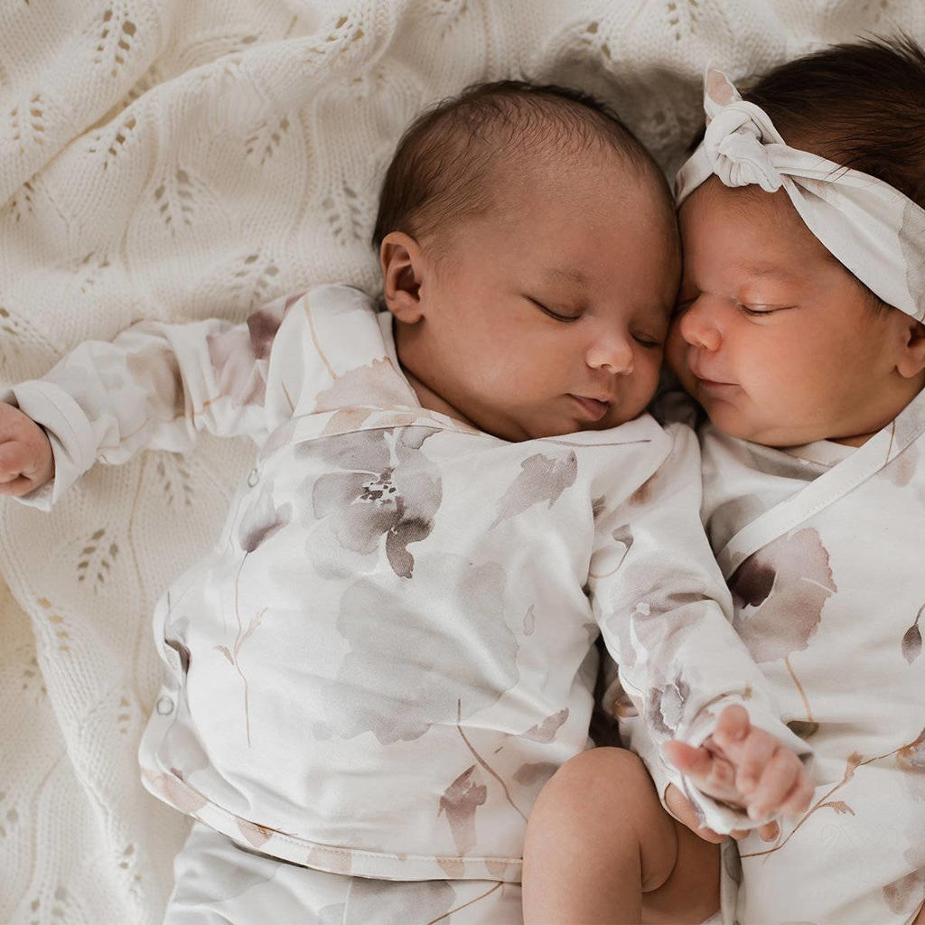 Yumi Baby newborn longsleeve Magnolia off white/lichtbruin | wehkamp