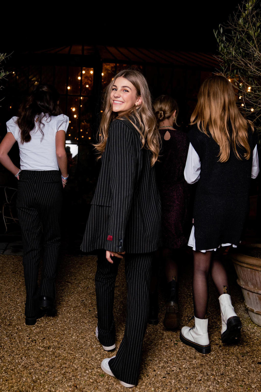 Vingino x Senna Bellod high waist regular fit broek Senny met ...