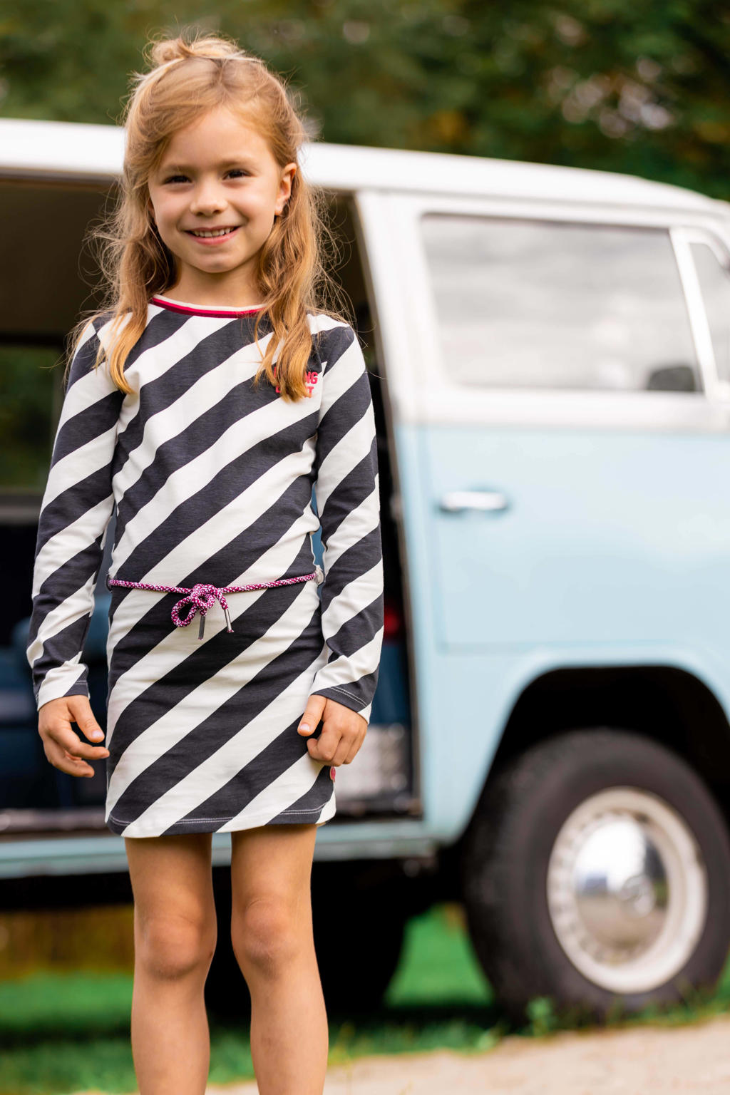 Quapi Girls gestreepte jurk Main donkergrijs/wit | wehkamp