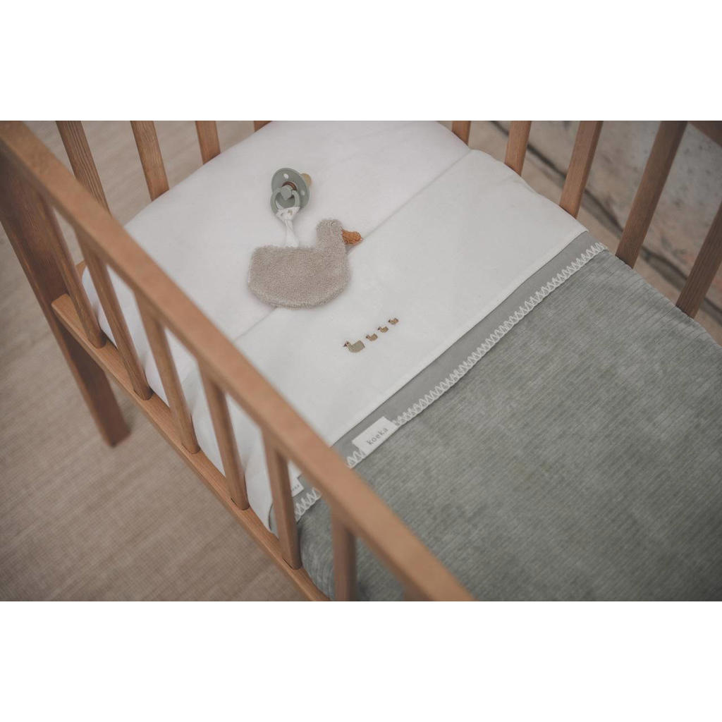 Koeka Vik baby wiegdeken corduroy/flanel 75x100 cm shadow green | wehkamp