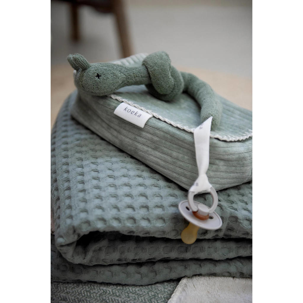 Koeka Vik babydoekjesbox shadow green | wehkamp