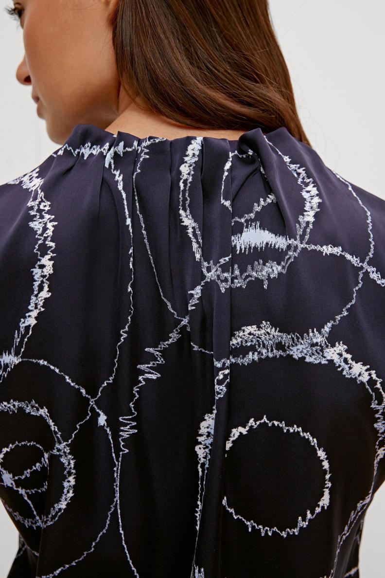 comma top met all over print en plooien marine | wehkamp