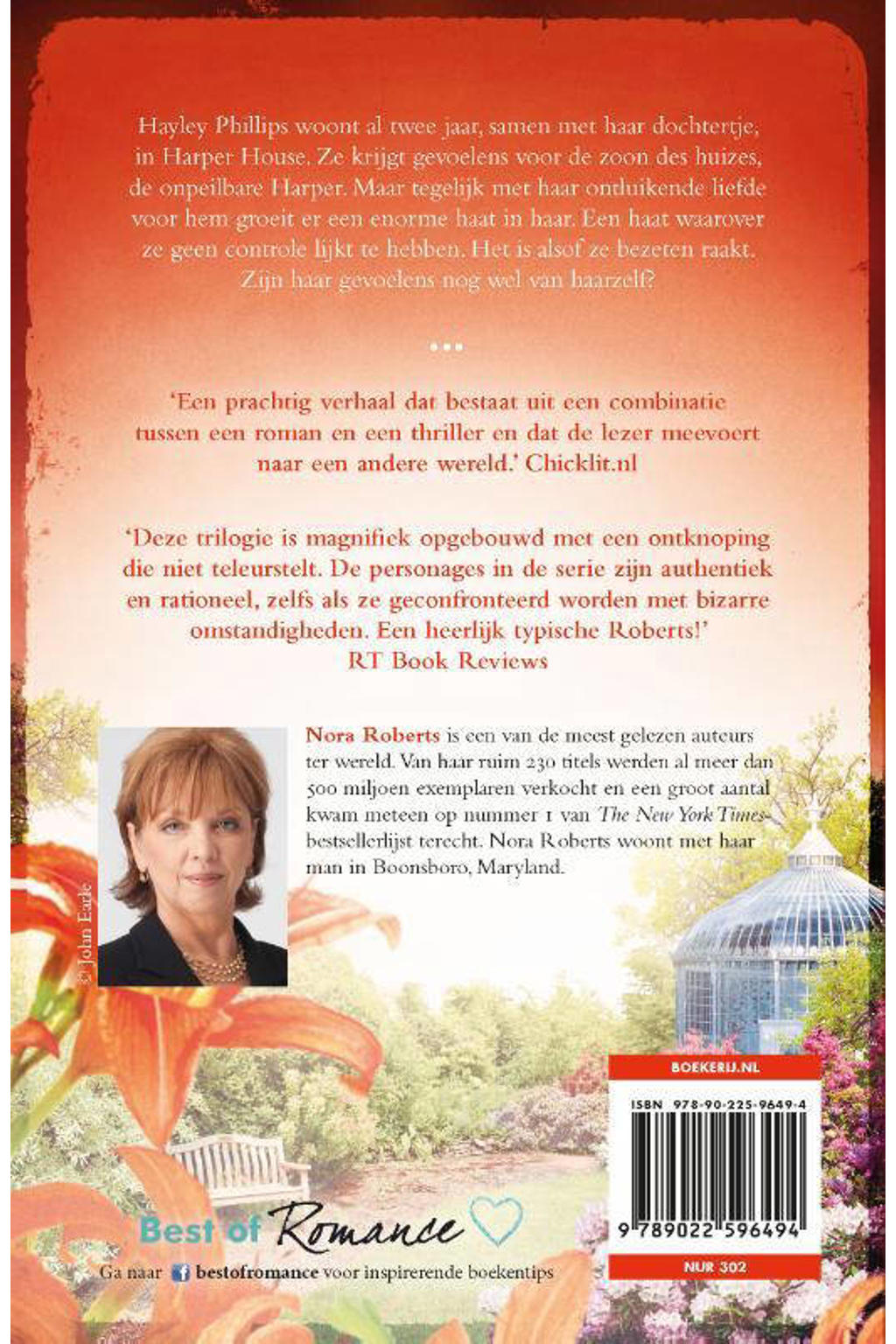 Nora Roberts De bloementuin van Harper House: De rode lelie | wehkamp