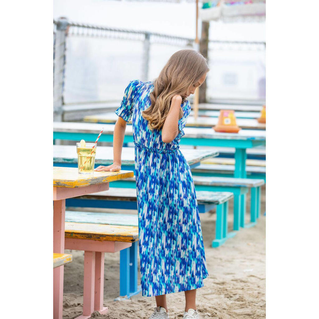 B.Nosy jurk met all over print en ruches blauw/wit | wehkamp
