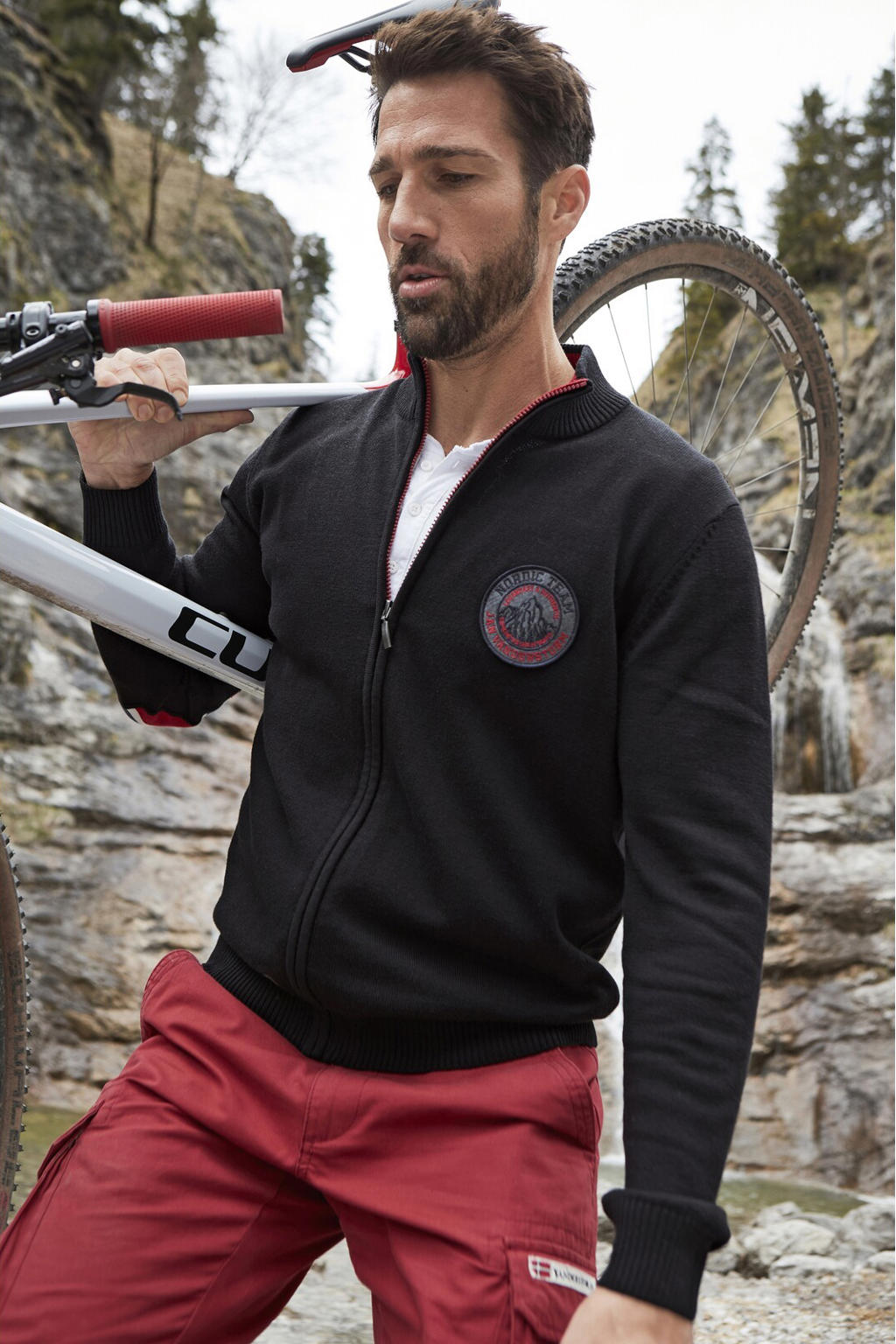 Jan Vanderstorm vest HEMMING Plus Size met patches zwart | wehkamp