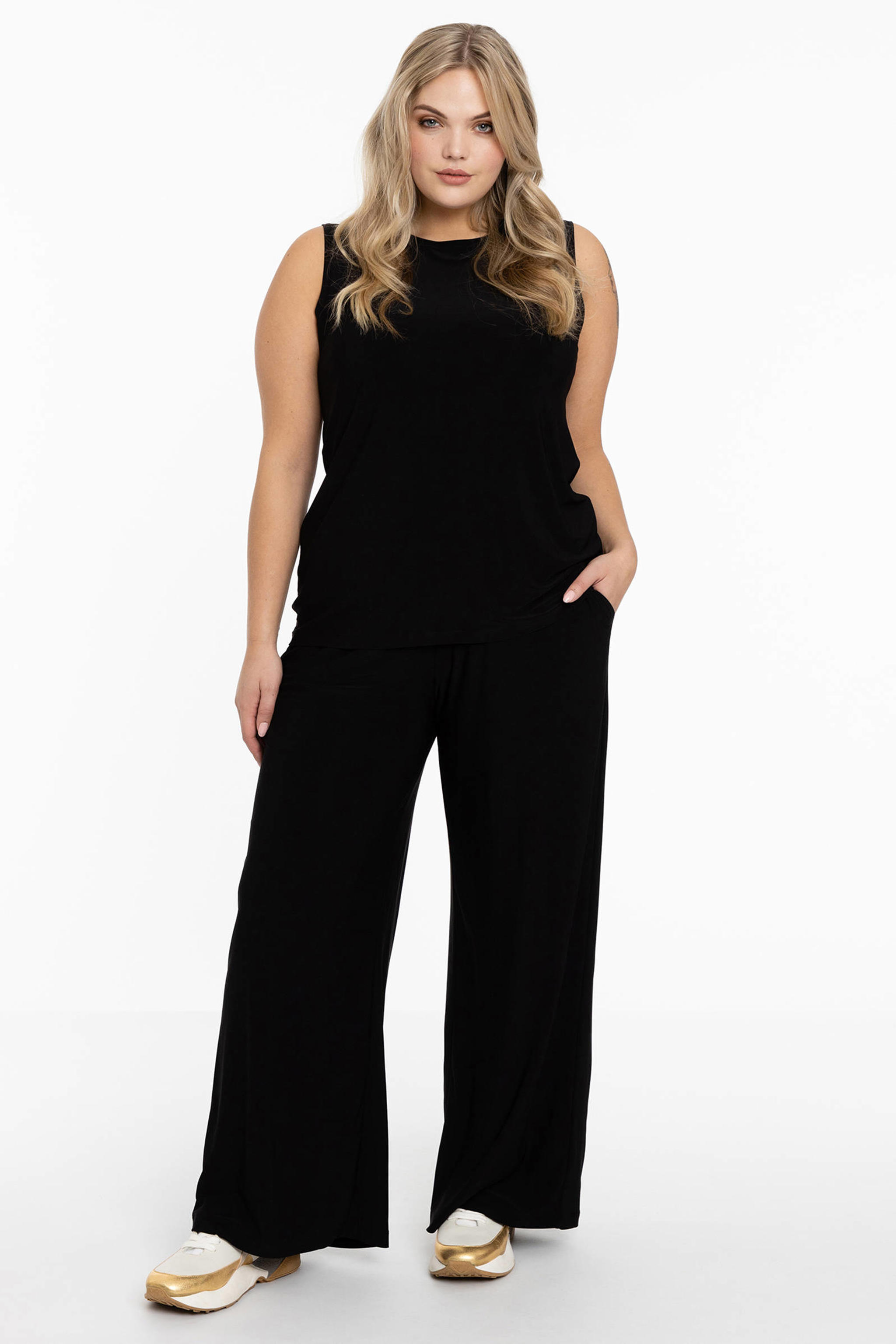 YOEK loose fit broek DOLCE van travelstof zwart | wehkamp