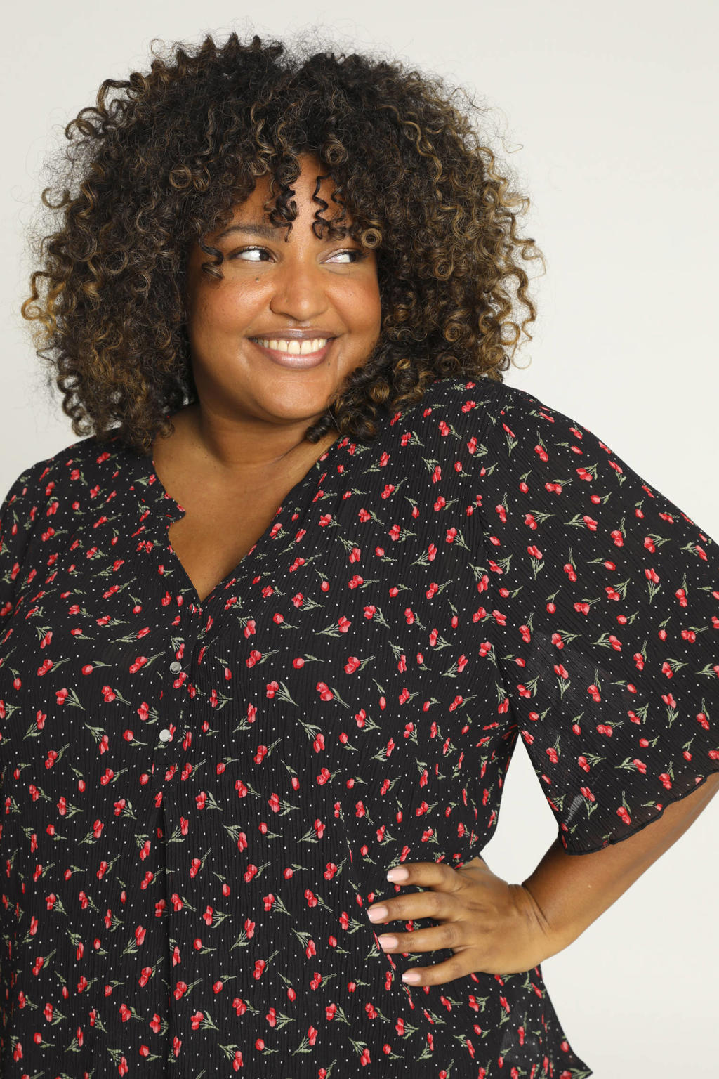 Paprika gebloemde top zwart/rood/groen | wehkamp