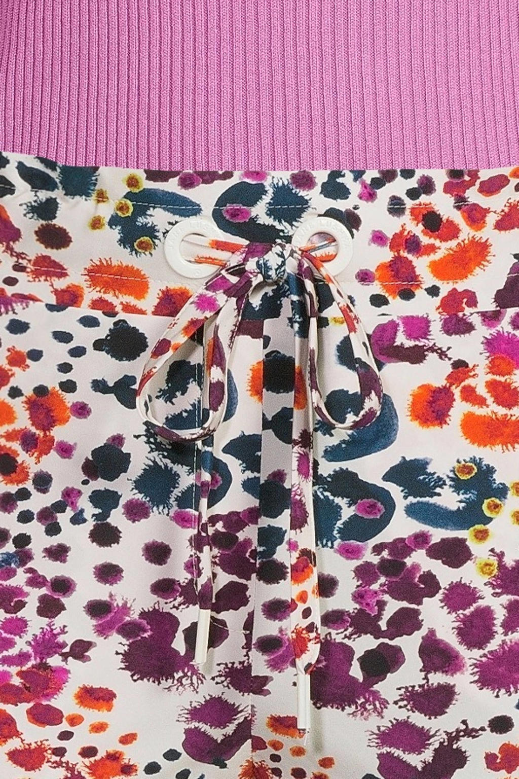 Jane Lushka slim fit broek Anabel van travelstof met zijstreep wit ...