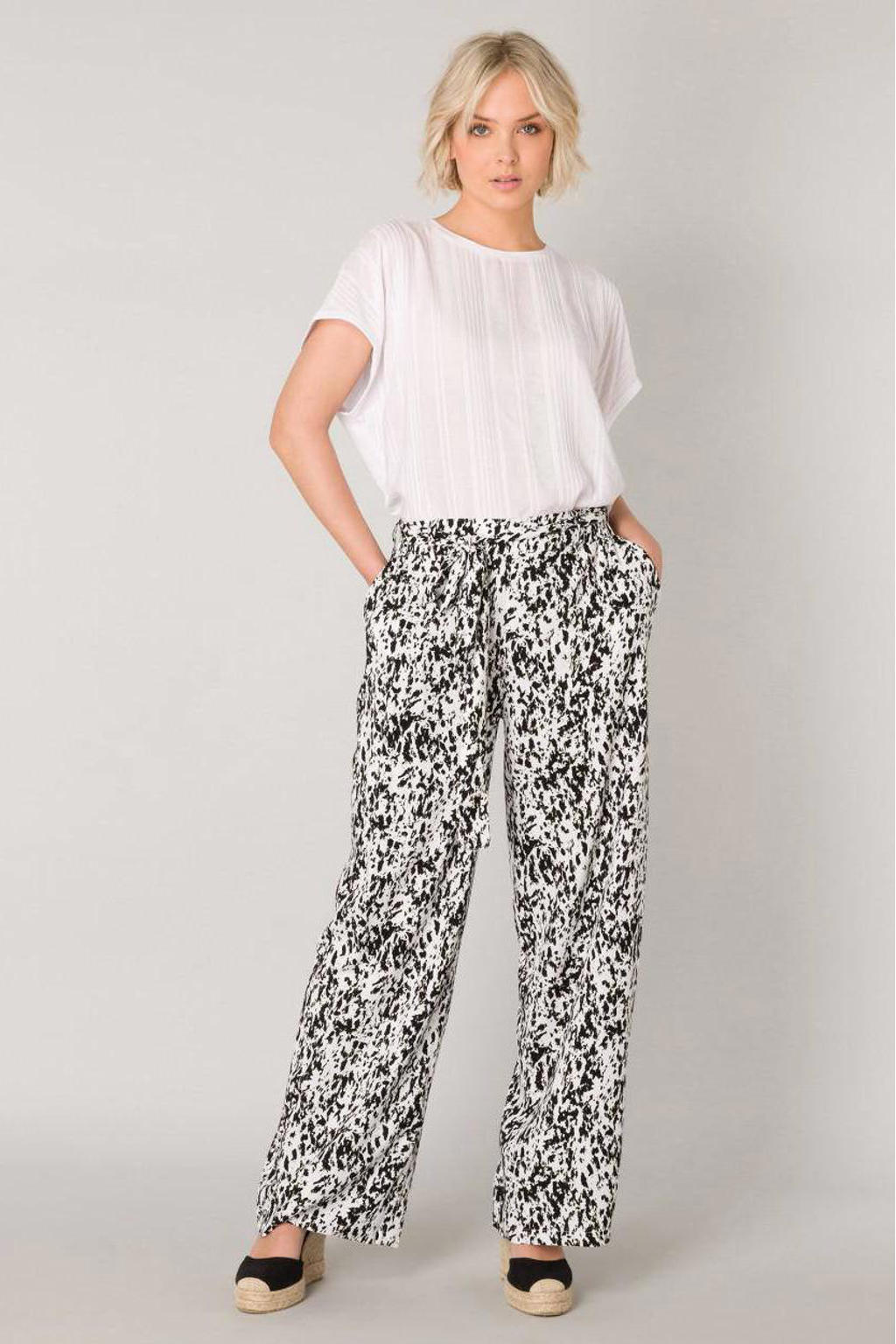 Yest straight fit broek met all over print wit/zwart | wehkamp