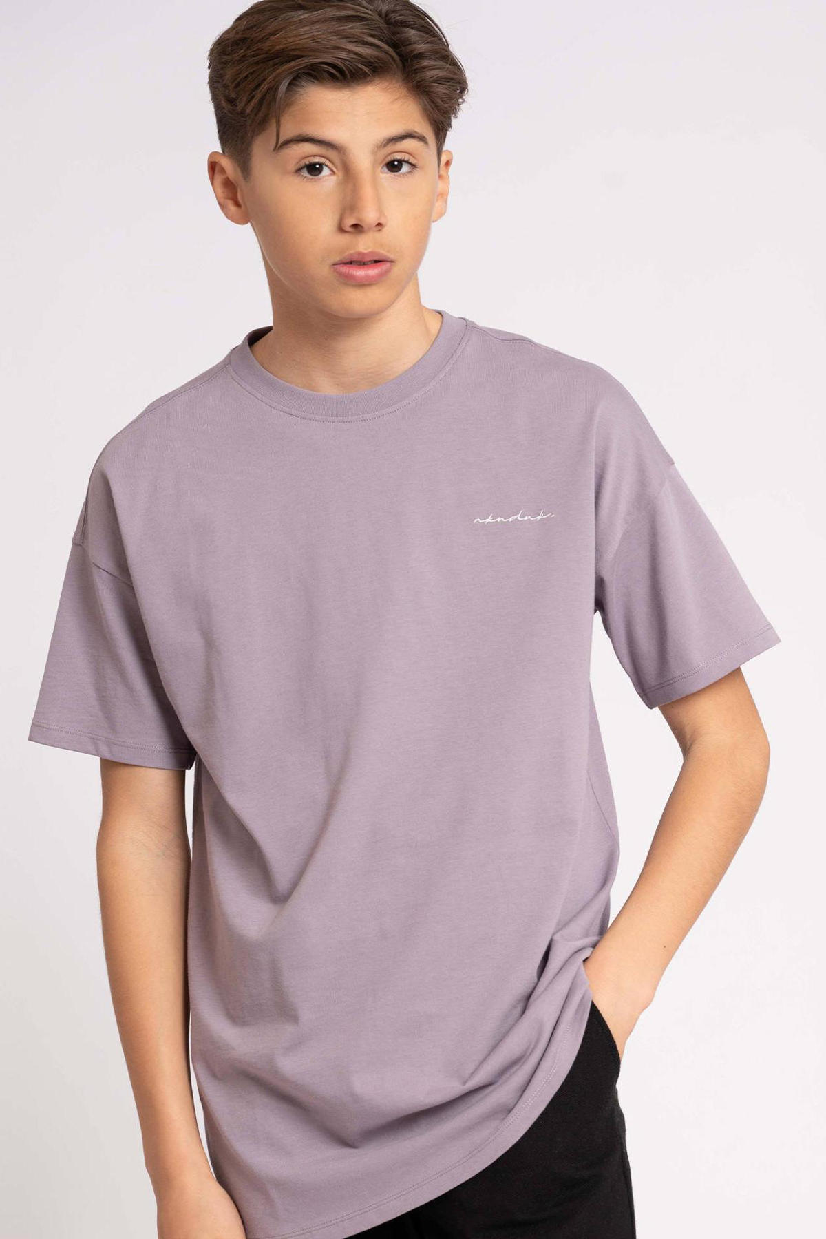 NIK&NIK T-shirt Base Logo vergrijsd lila | wehkamp
