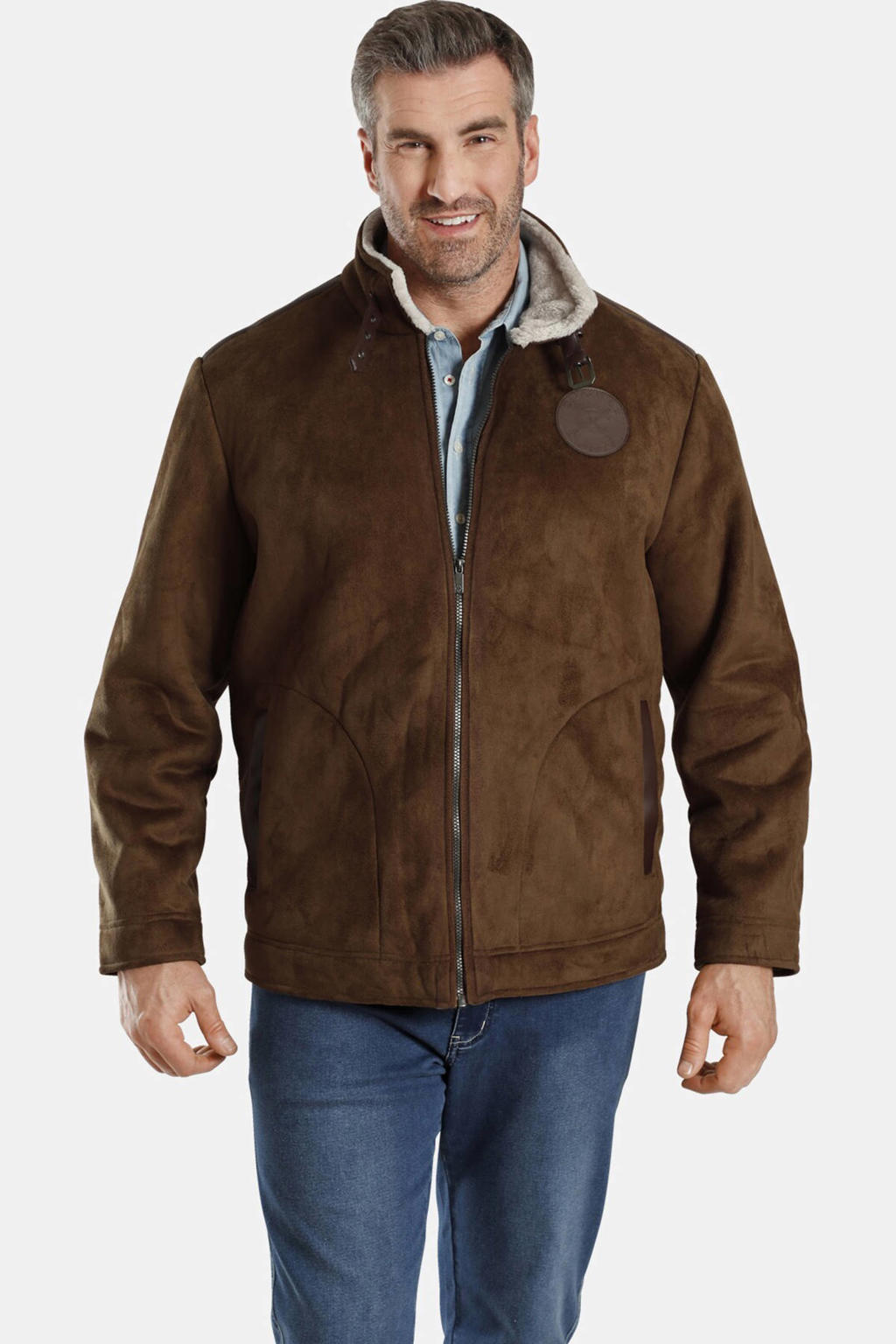 Charles Colby jas SIR SHERWIN Plus Size met logo cognac | wehkamp