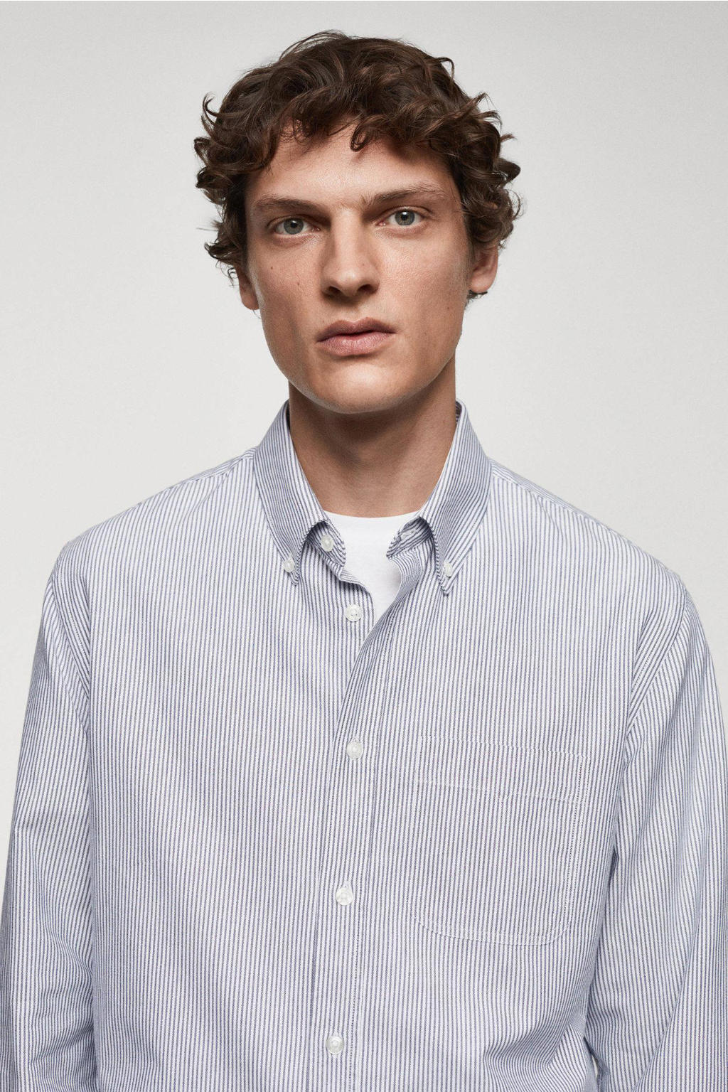 Mango Man gestreept regular fit overhemd marineblauw | wehkamp