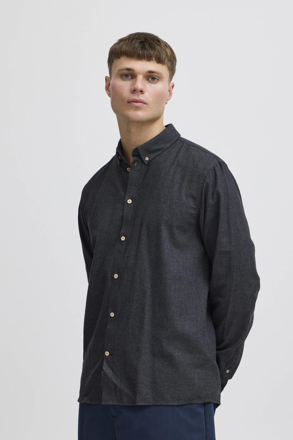 Solid gemêleerd regular fit overhemd zwart | wehkamp