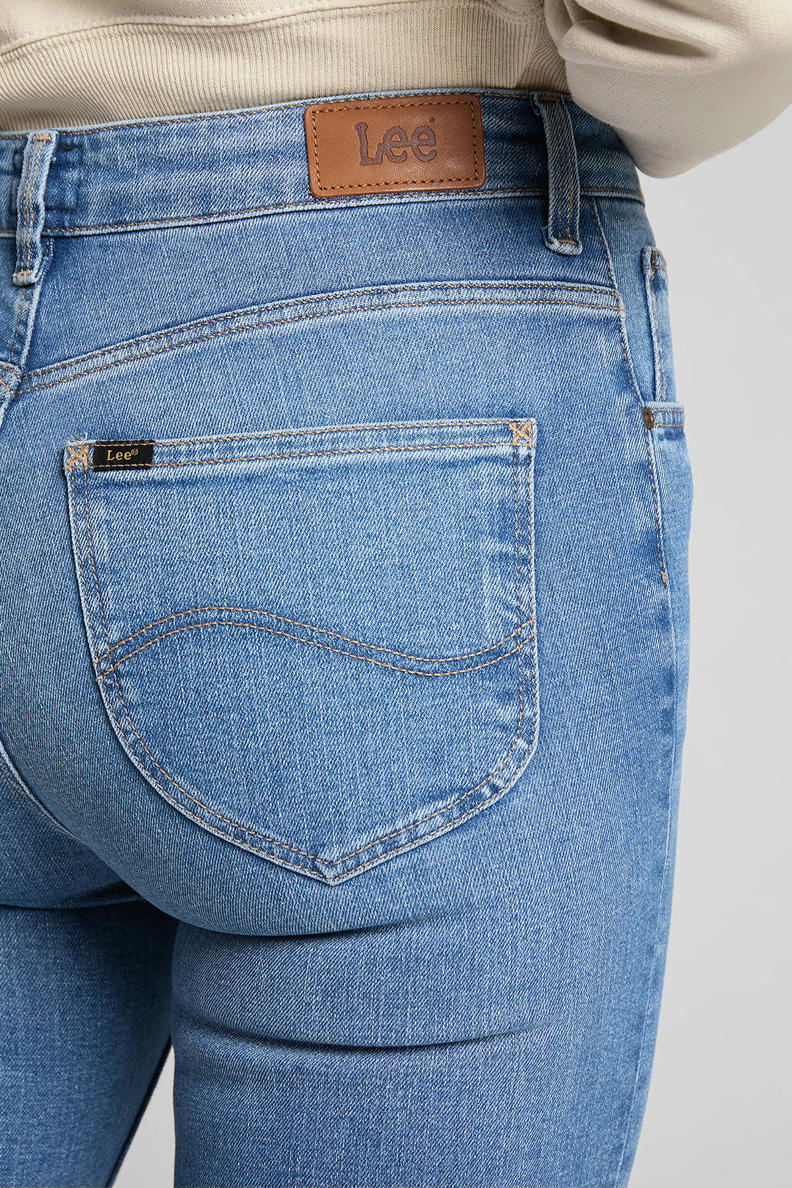 Lee high waist flared jeans Breese light blue denim | wehkamp