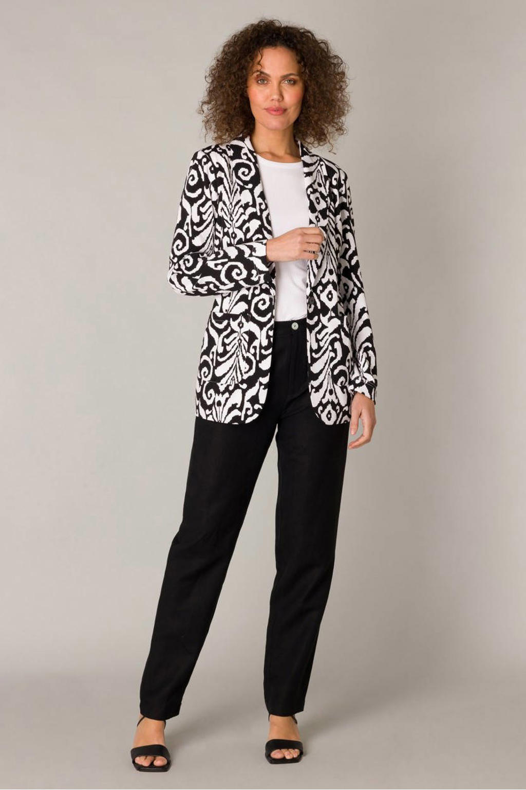 Yest rechtvallende blazer met all over print en ceintuur zwart/wit ...