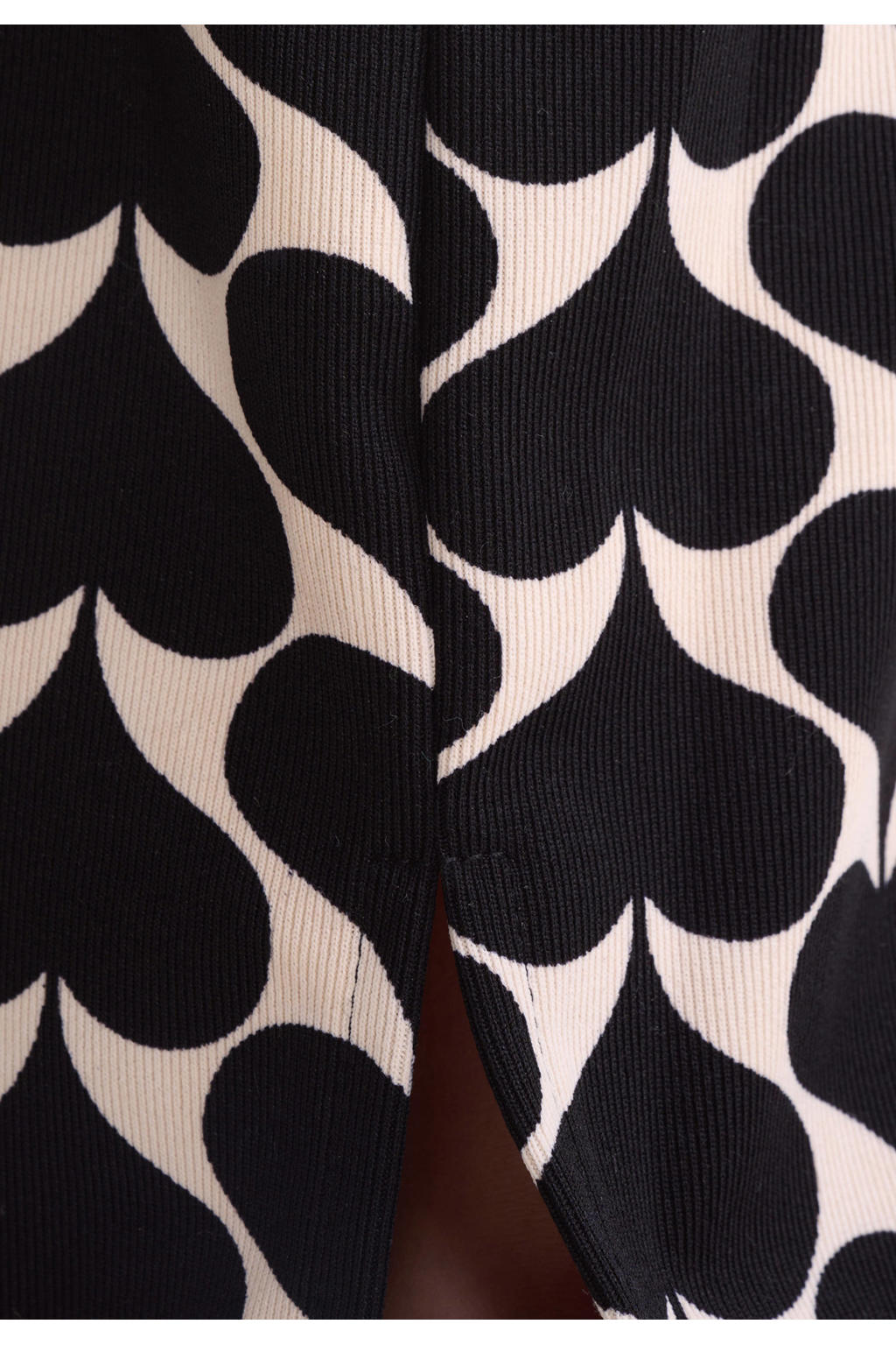 Shoeby flared broek met hartjes zwart | wehkamp