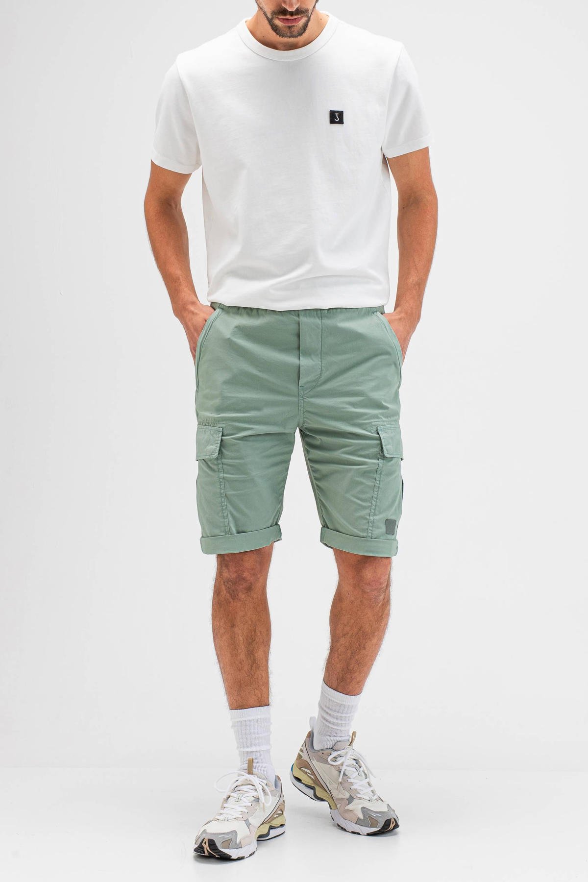 Butcher of Blue slim fit cargo short Tristan ice green | wehkamp