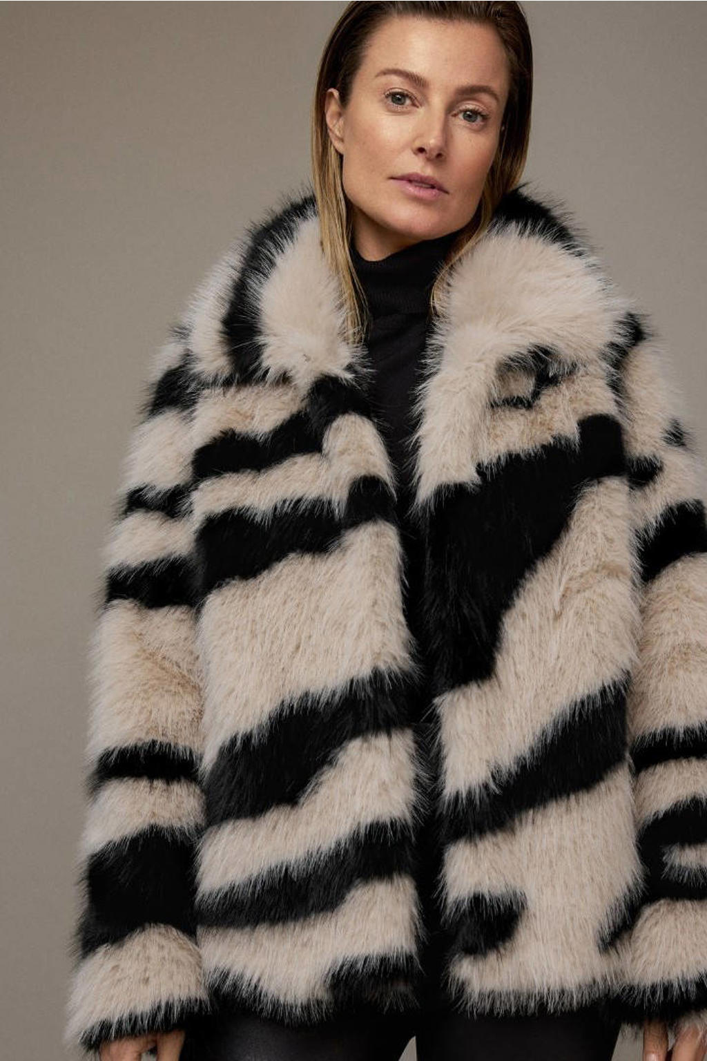 Maura by Claudia Strater imitatie bont jas zwart/ecru | wehkamp