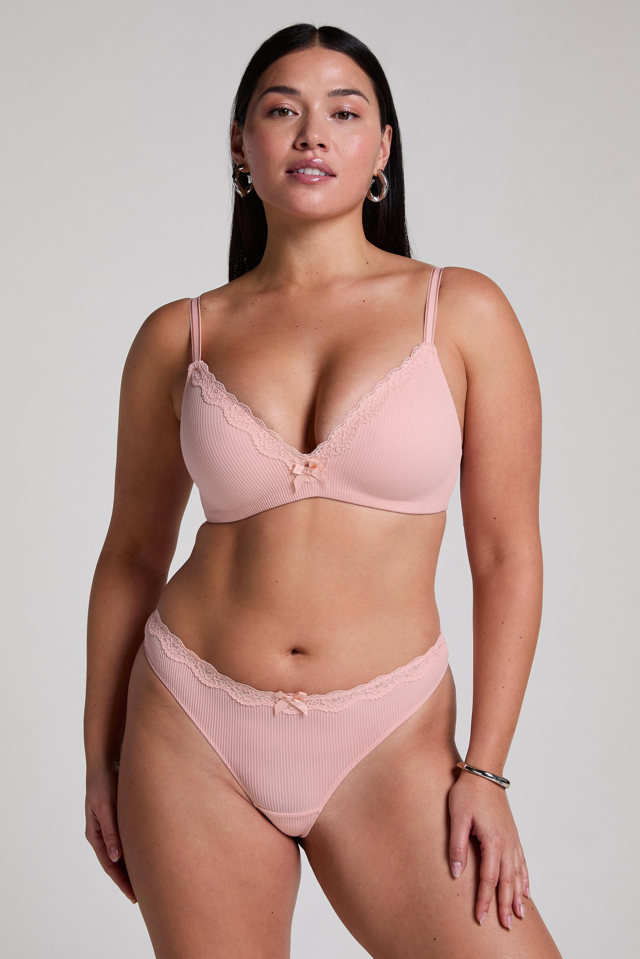 Hunkemöller string Lola met ribstructuur roze | wehkamp
